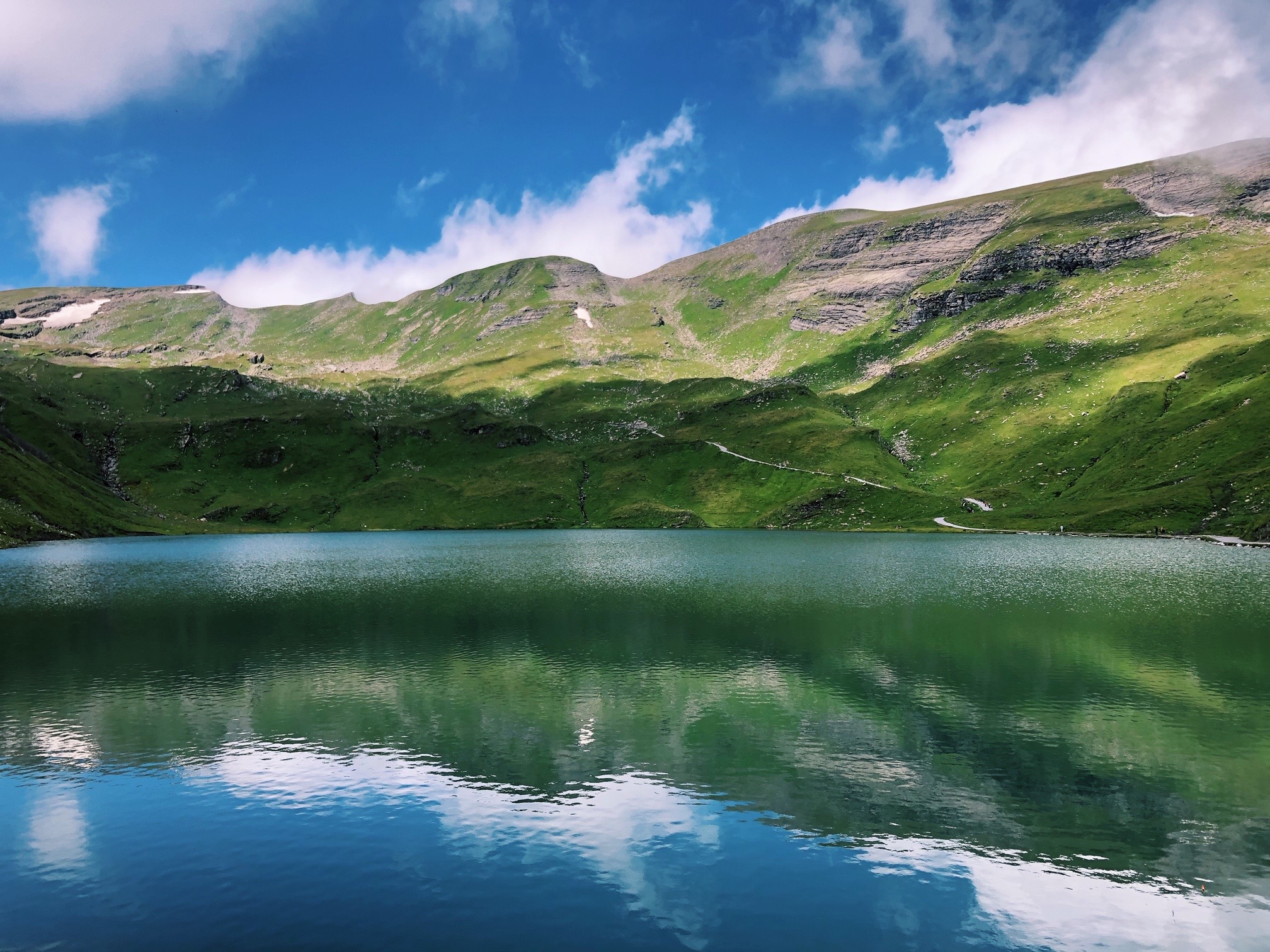 The most beautiful lakes in Switzerland! | Let's Explore